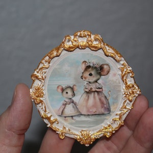 Dollhouse Picture Adorable Mice , Oval Miniature Mouse Wall Plaque ...