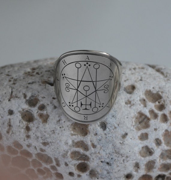 Duke Astaroth Lesser Key of Solomon Seal Kabbalah Ring. Ring | Etsy