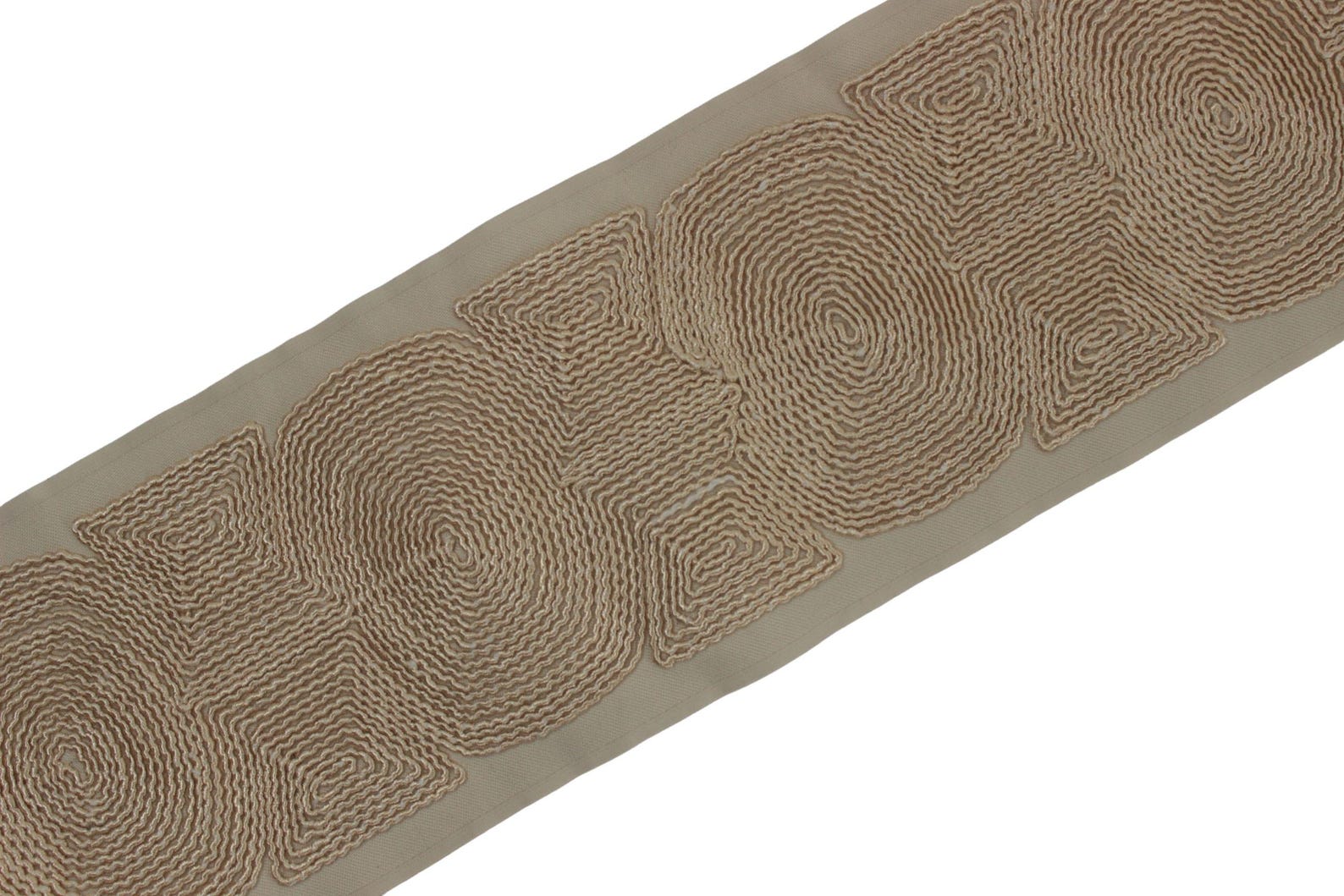 100 Mm Embroidered Curtain Panel Trims (3.93