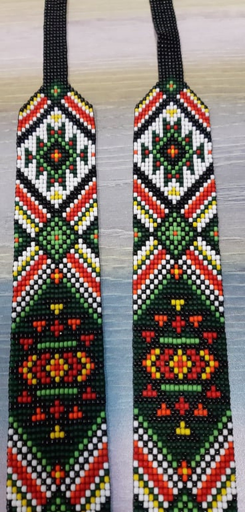 Gerdan With Orlan. Gerdan With Birds. Gerdan With Ornament. Beautiful ...