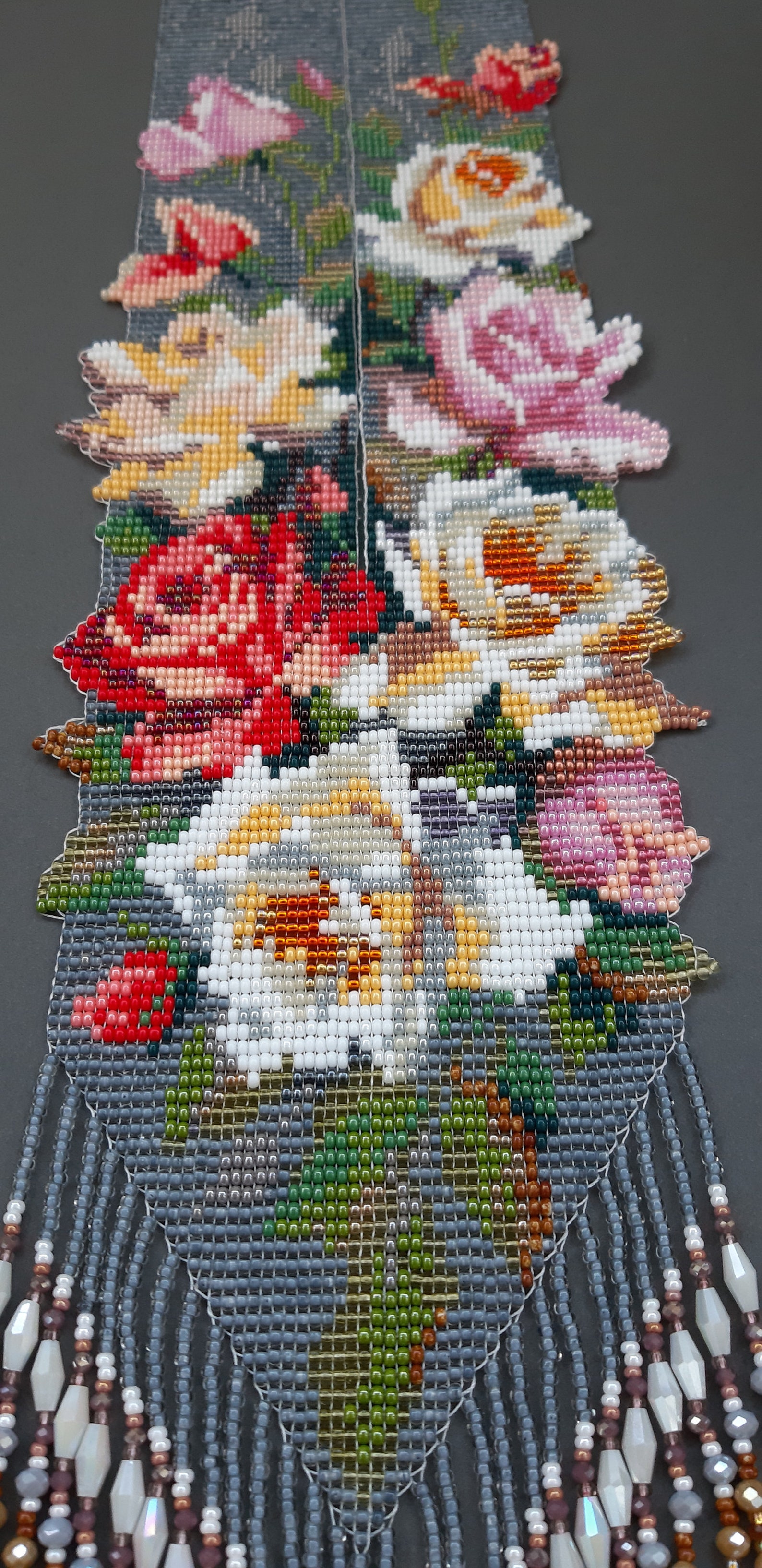 Beaded Roses. Garden Roses. Gerdan With Roses. Gerdan With Flowers ...
