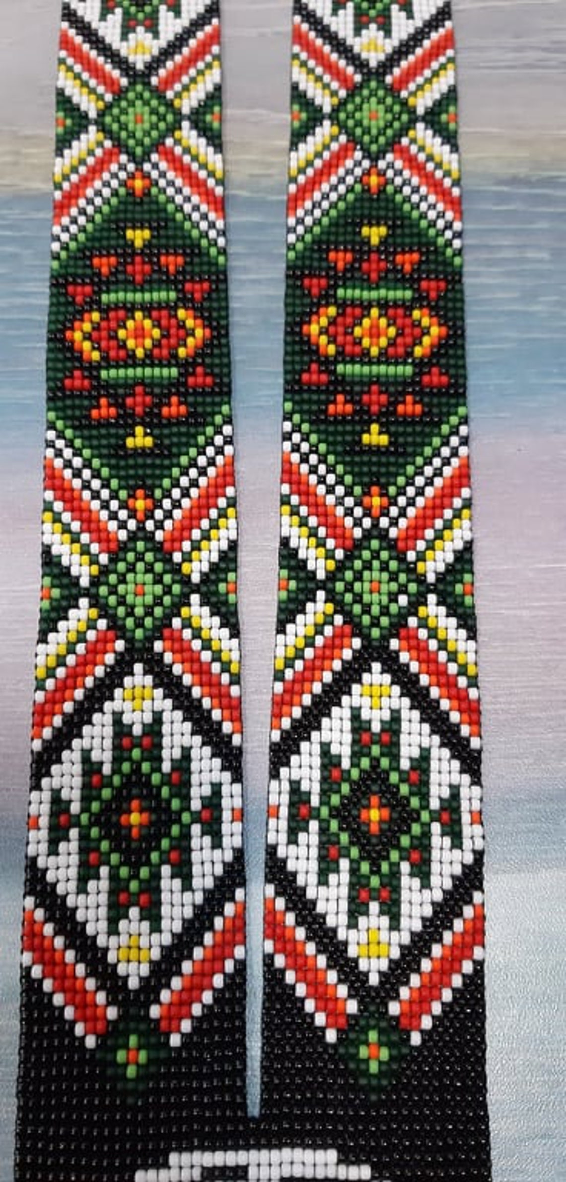 Gerdan With Orlan. Gerdan With Birds. Gerdan With Ornament. Beautiful ...