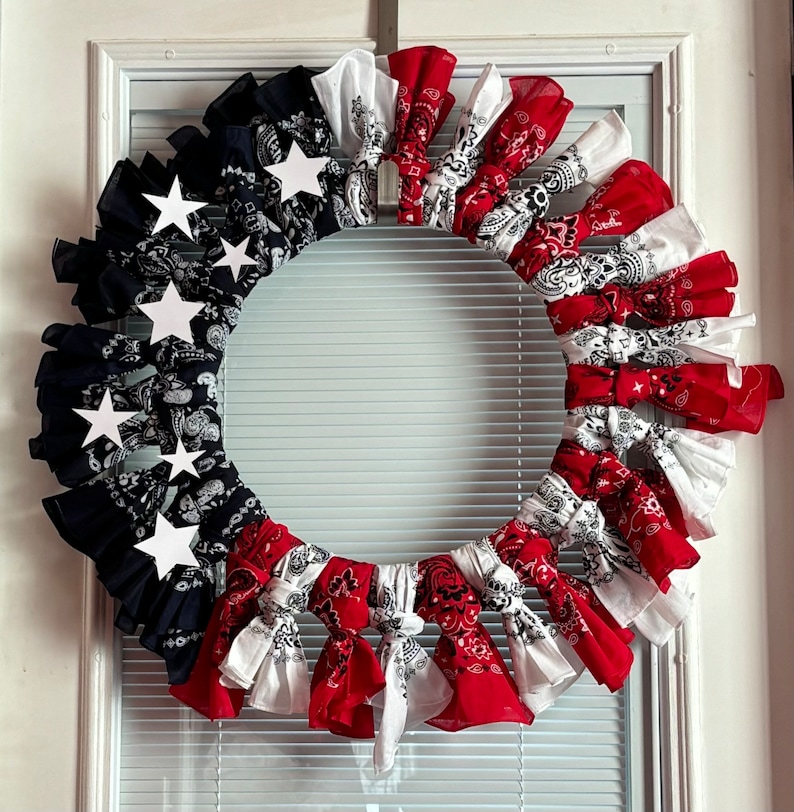Bandana Wreath - Etsy