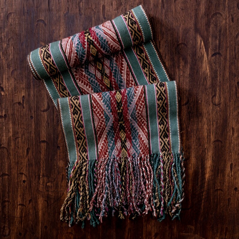 CHALINA TINISQA Peruvian Traditional Scarf - Etsy