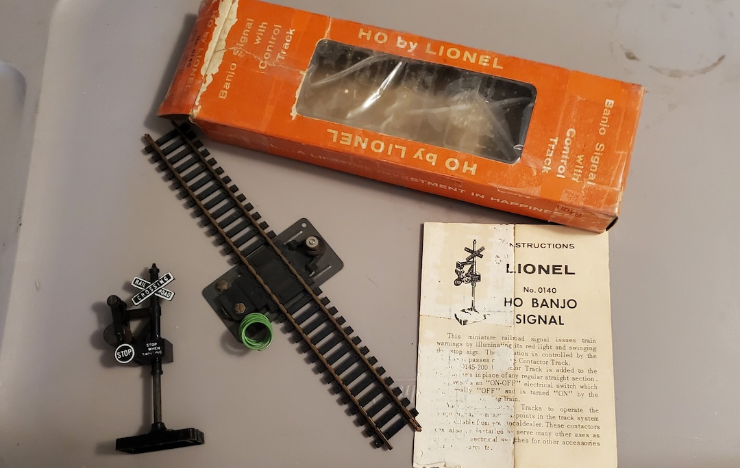 Post-war HO by Lionel Banjo Signal With Control Track 0140 - Etsy