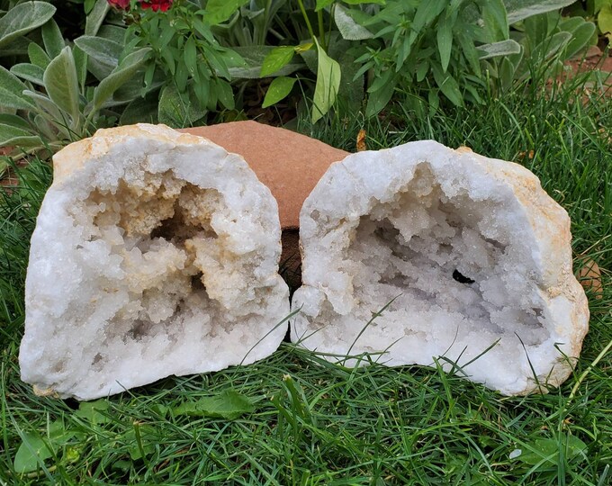 Extra Large Natural Moroccan Geode Full of Quartz Crystals Quartz ...
