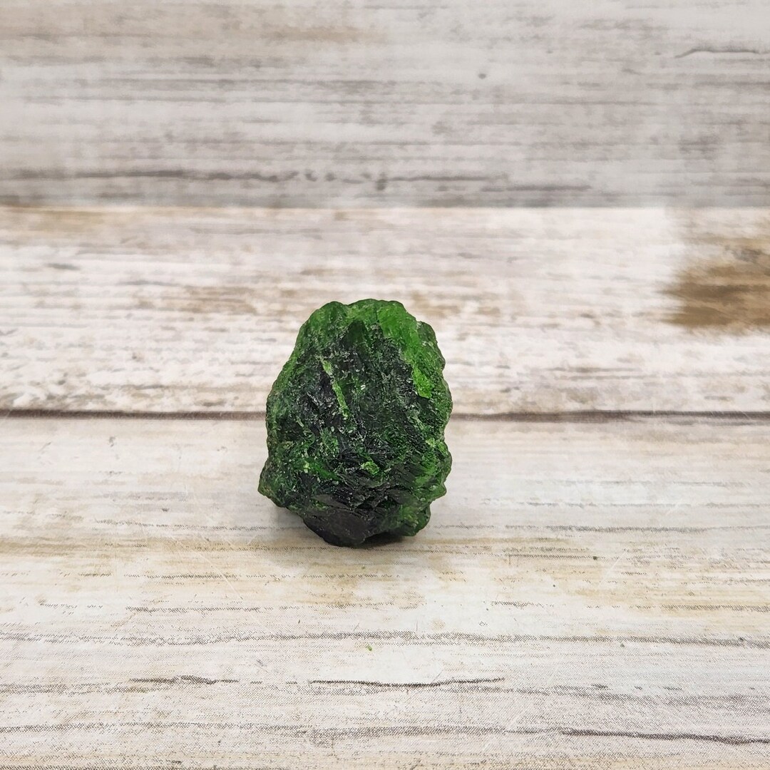 Chrome Diopside Rough Crystal From Russia, Raw Chrome Diopside Crystal ...