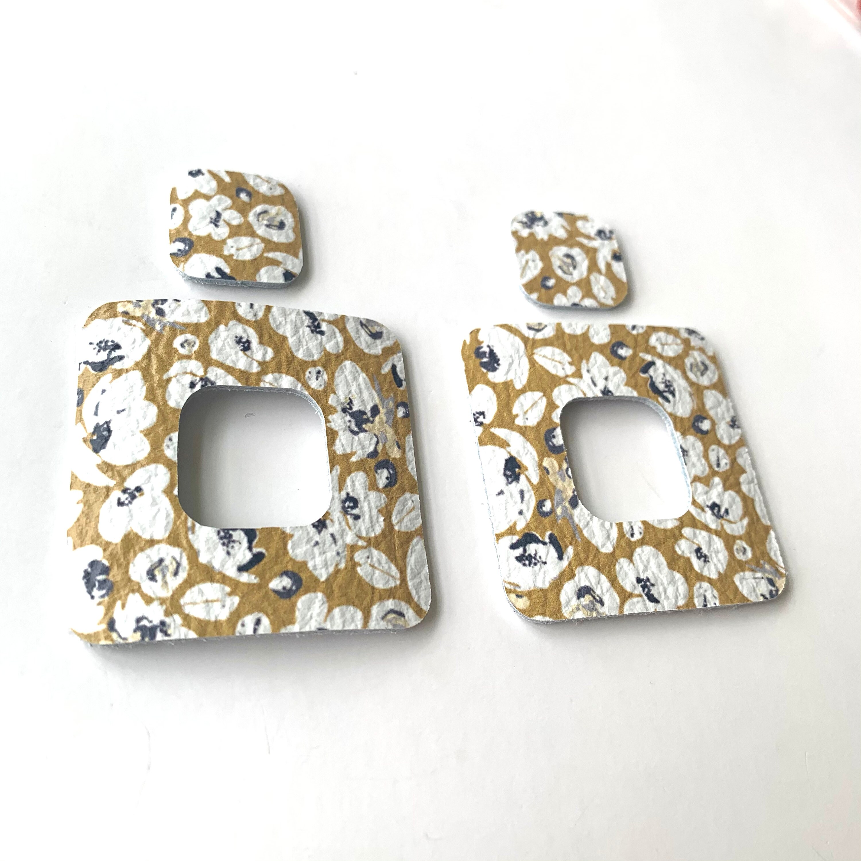 New Black and White Herringbone Leather Square Cut-out Shape | Etsy