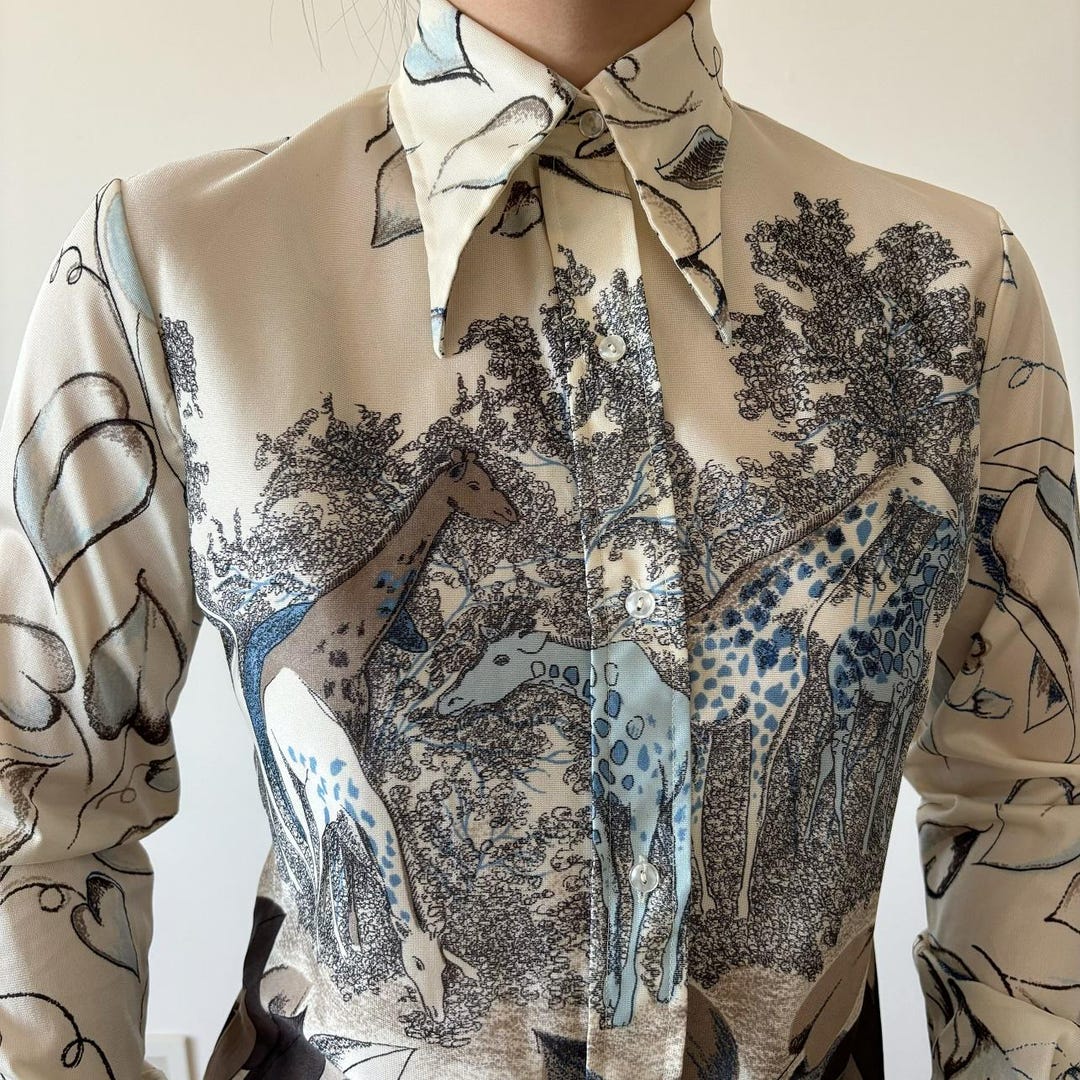Vintage Blouse Button Down Animal Print Giraffe Cream Beige Blue 80s ...