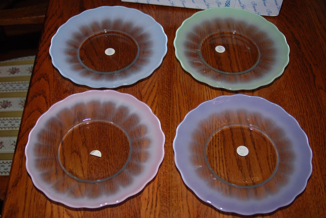 Princess House Set of 4 Multicolored Pastel Cottage Tulip 9 Plates NIB ...