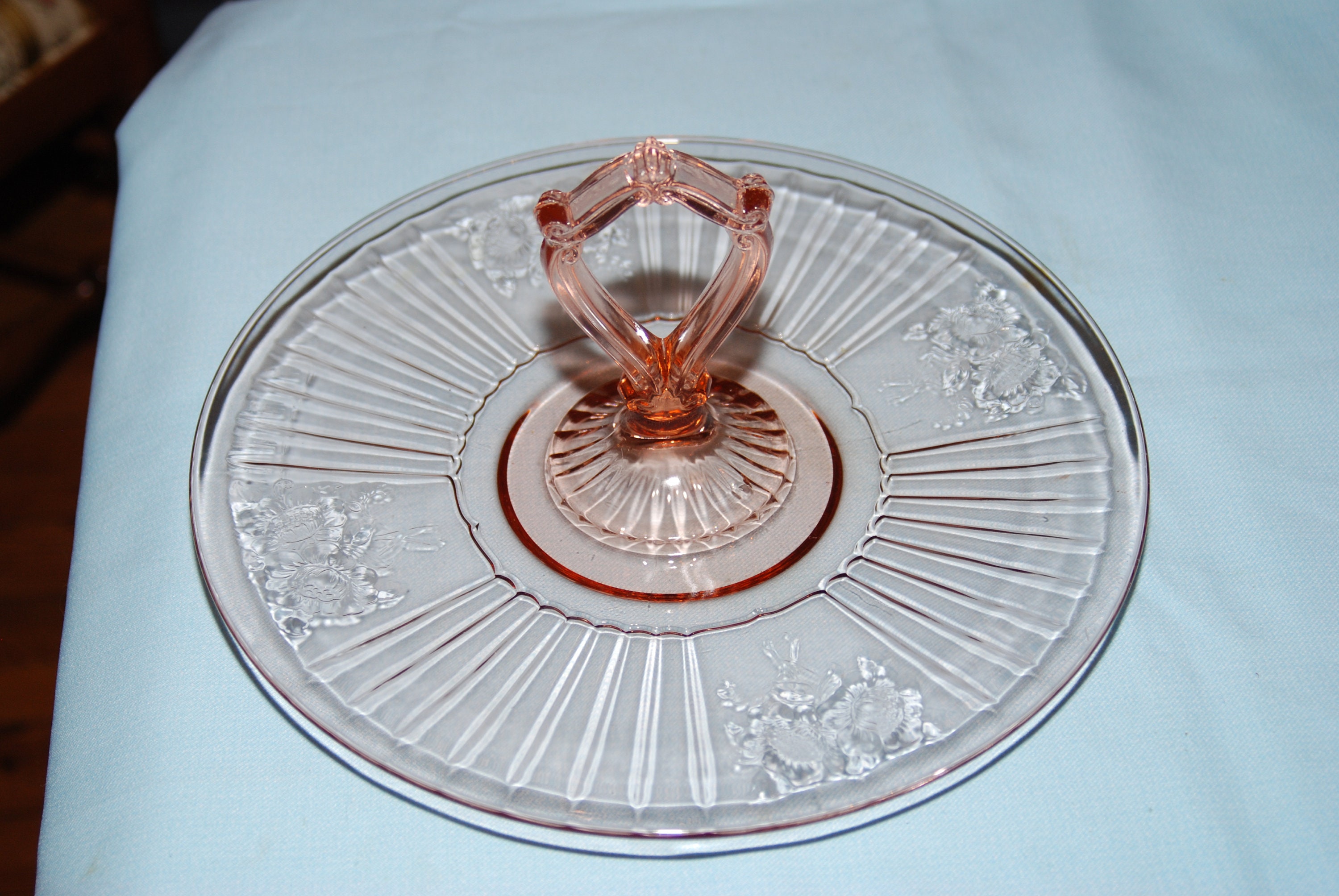 Anchor Hocking Pink Depression Glass 'mayfair' Open Rose Handled Round ...