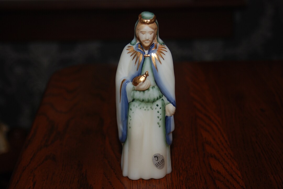 Fenton Glass First Addition Nativity Wise Man W/ 22K Gold Accents - Etsy