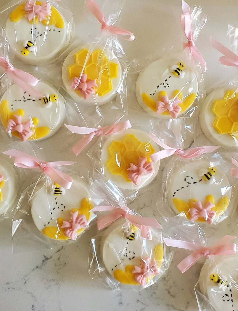 Winnie the Pooh Chocolate Covered Oreos (please See Full Description ...