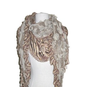 Stunning Animal Print Triangle Scarf Shawl Wrap Silk Blend, Vintage ...