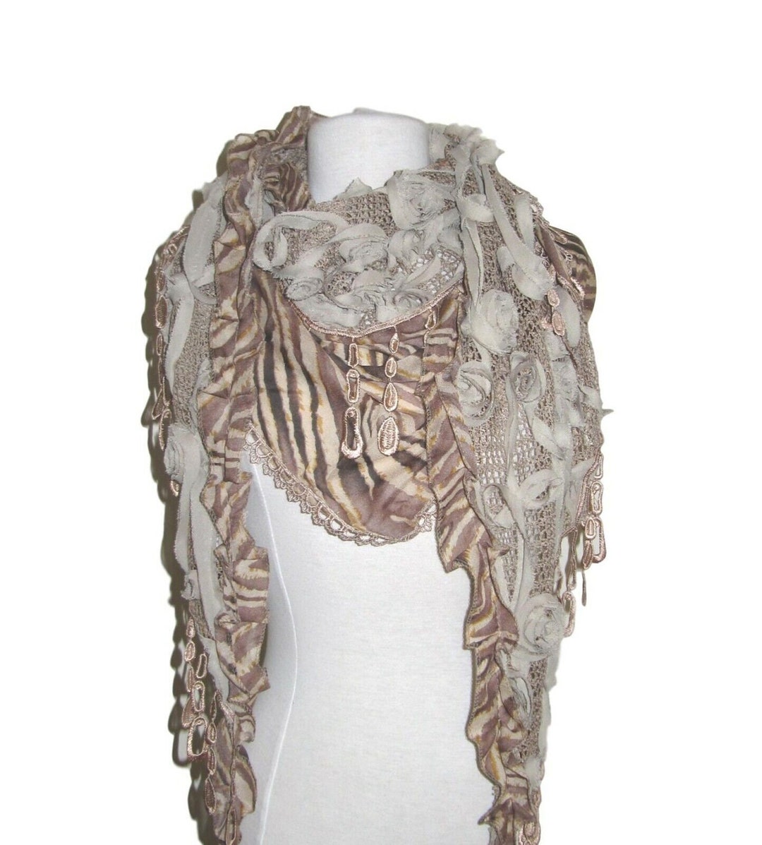 Stunning Animal Print Triangle Scarf Shawl Wrap Silk Blend, Vintage ...