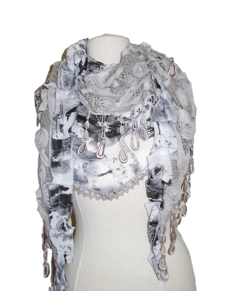 Stunning Grey Floral Triangle Scarf Shawl Wrap Silk Blend, Vintage Lace ...