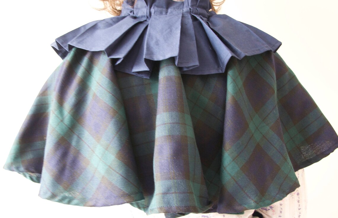 Ladies Late Victorian 1890 Tartan Cape Full Circle Gentry Costume Fancy ...