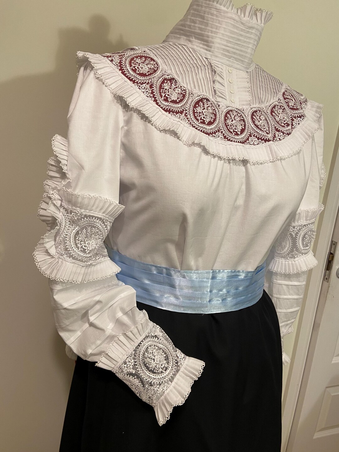 Edwardian (late 1900s) Style Women Girls Blouse With Yoke, Laced, Long ...
