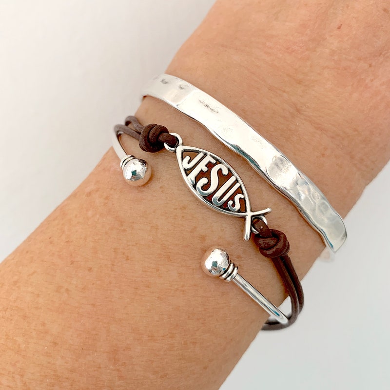 Symbol Bracelet - Etsy