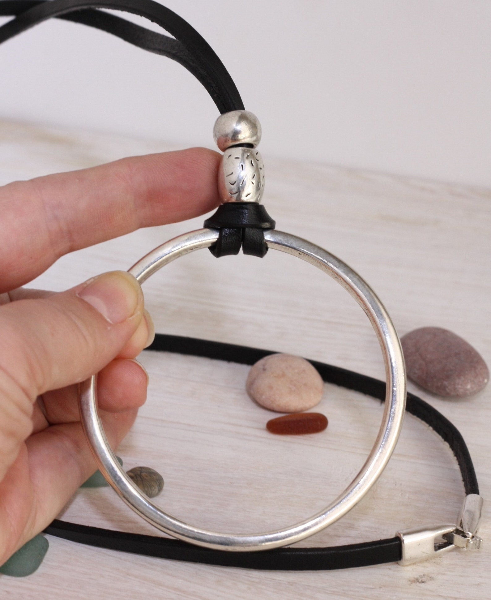 Loop Necklace Silver Eyeglass Necklace Large Circle Pendant - Etsy