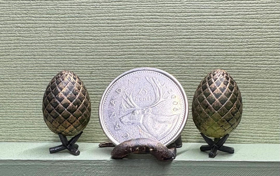 Miniature Dragon Egg for Dollhouse, Roombox, Diorama, Vignettes 1/12 ...