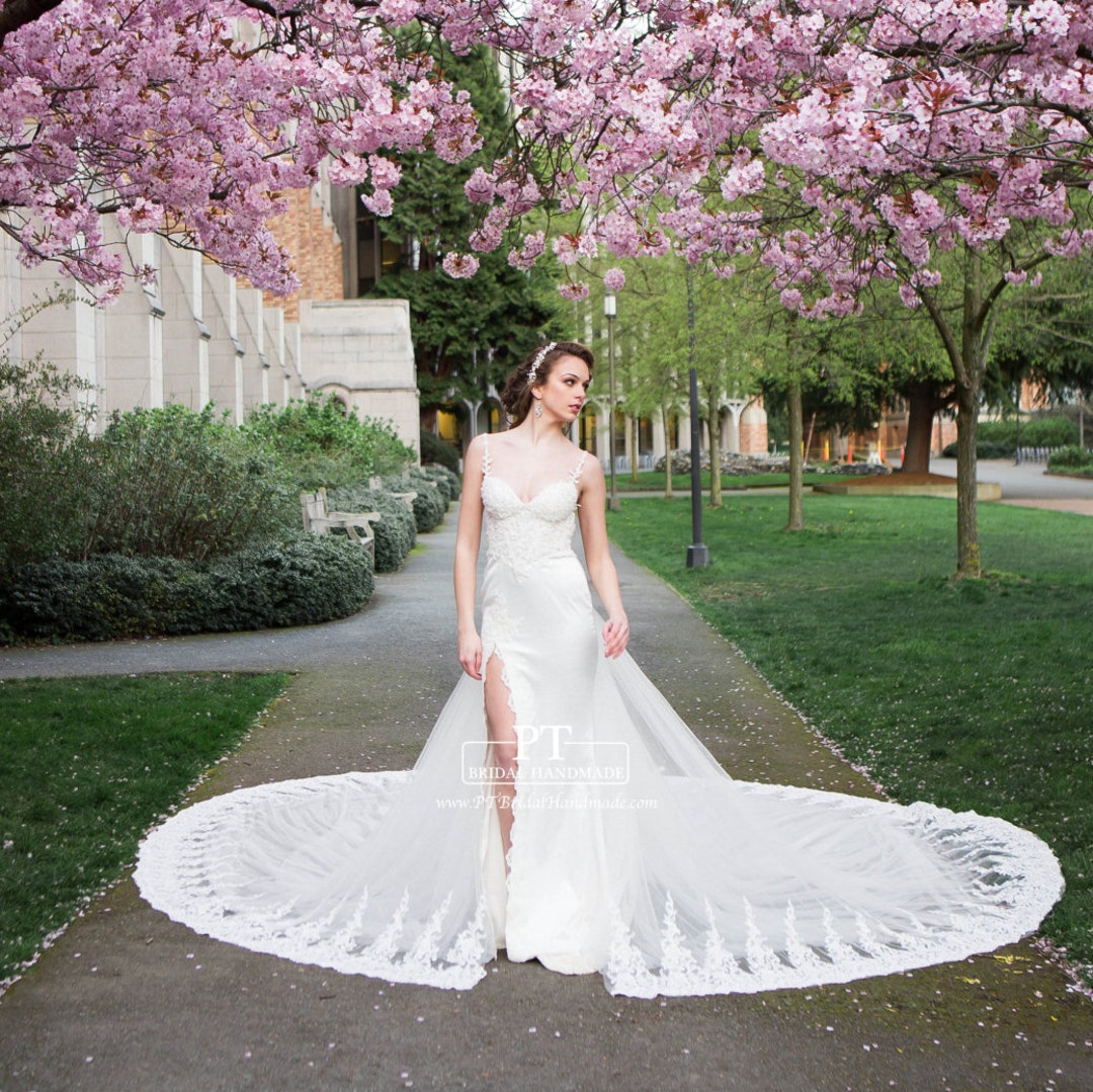 Detachable Train , Detachable Bridal Train, Cathedral Wedding Train ...