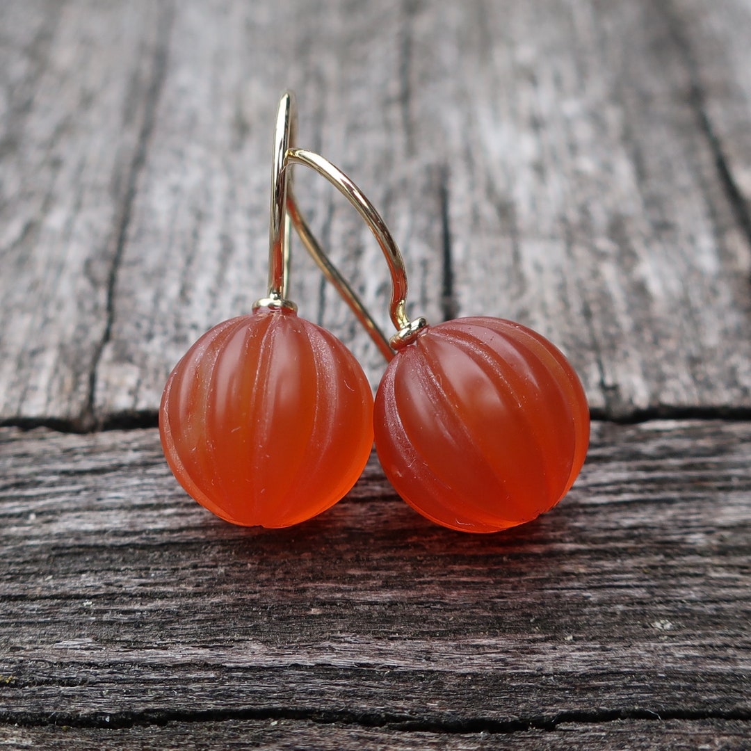 585 Gold Earrings Carnelian Matt Engraved Ball 10 Mm Unique Goldsmith's ...