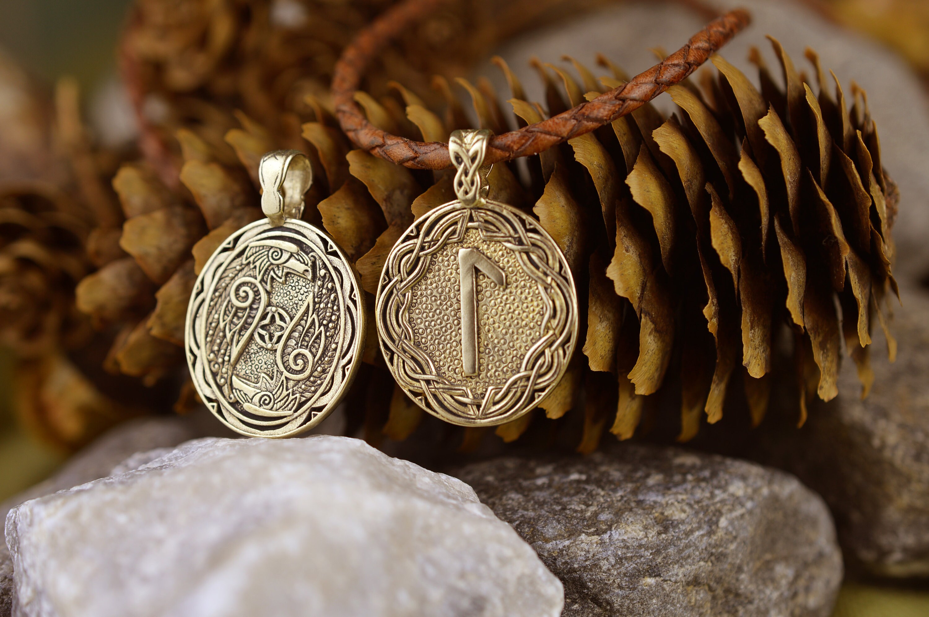 Laguz Rune Pendant. Nied. Scandinavian Witchcraft Amulet. | Etsy