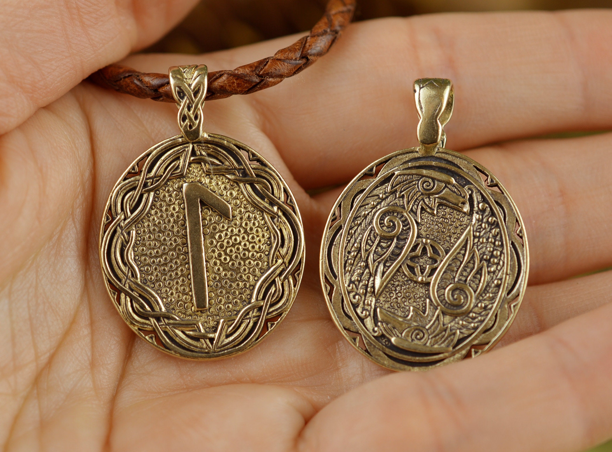 Laguz Rune Pendant. Nied. Scandinavian Witchcraft Amulet. | Etsy