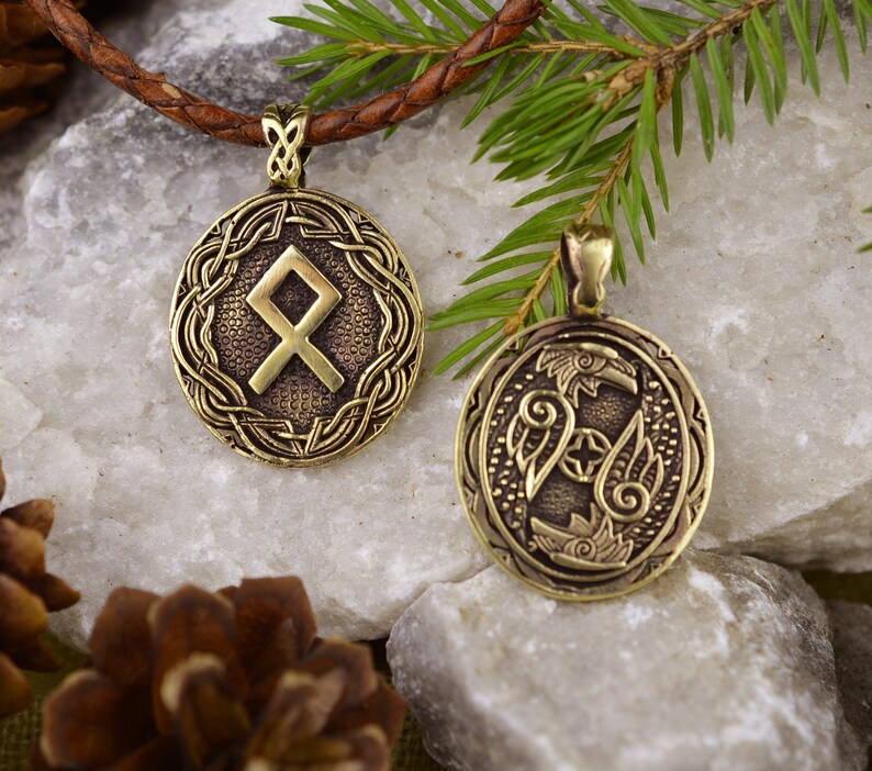 Othala Odal Rune Pendant. Scandinavian Witchcraft Amulet. | Etsy
