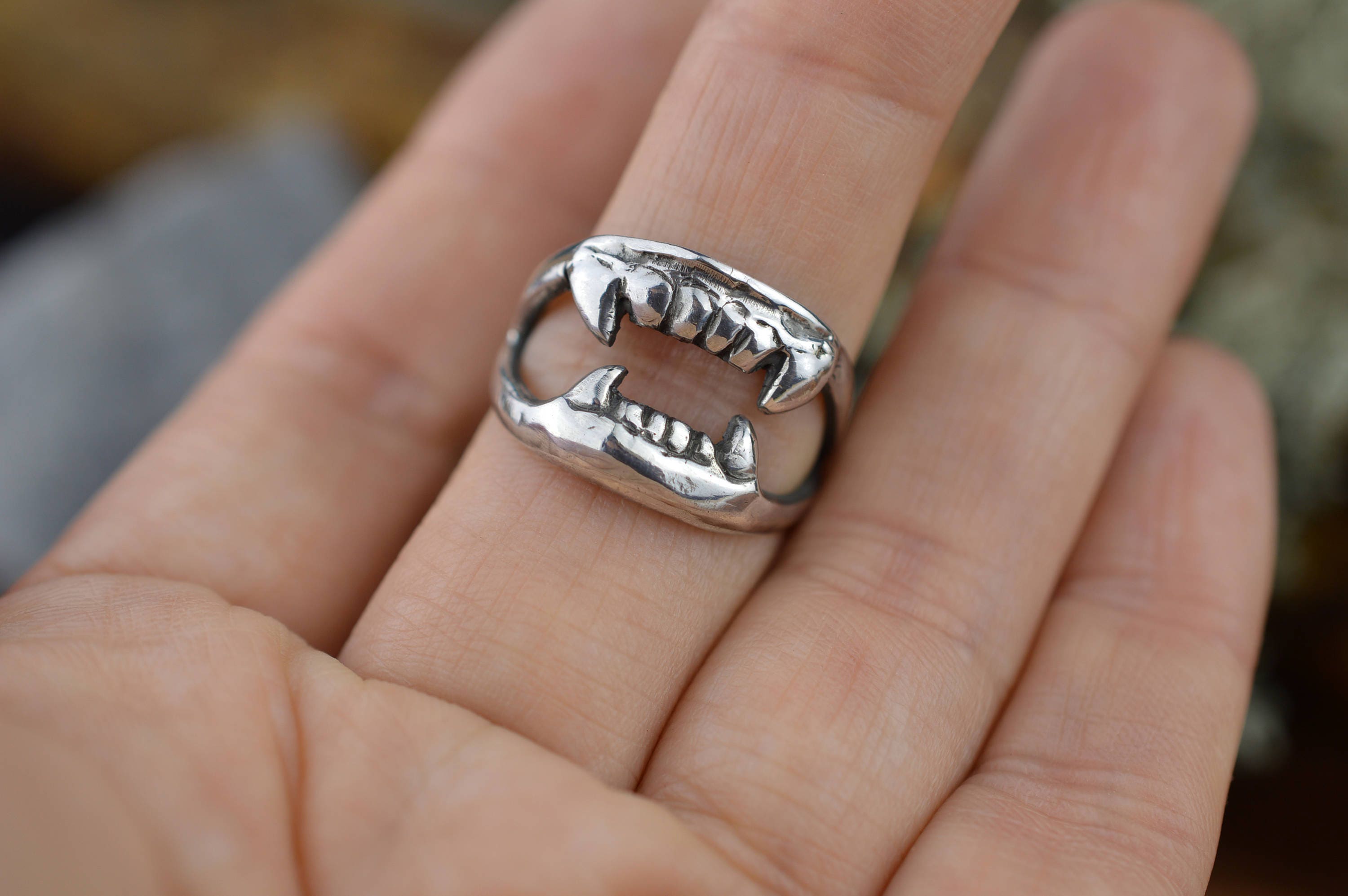 Drakula ring. Vampire teeth gothic ring. Witches Werewolf. | Etsy