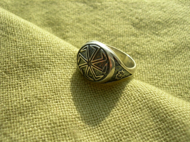Kolovrat Ring. Slavic Amulet. Pagan. Solar Symbol. Slavic | Etsy