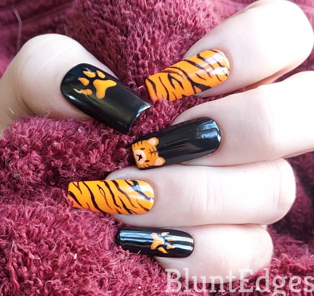 Custom Fit and Color Tiger Press on Nails (square or Almond) - Etsy