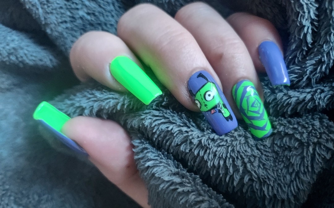 Invader Zim Gir Press-on Nails - Etsy
