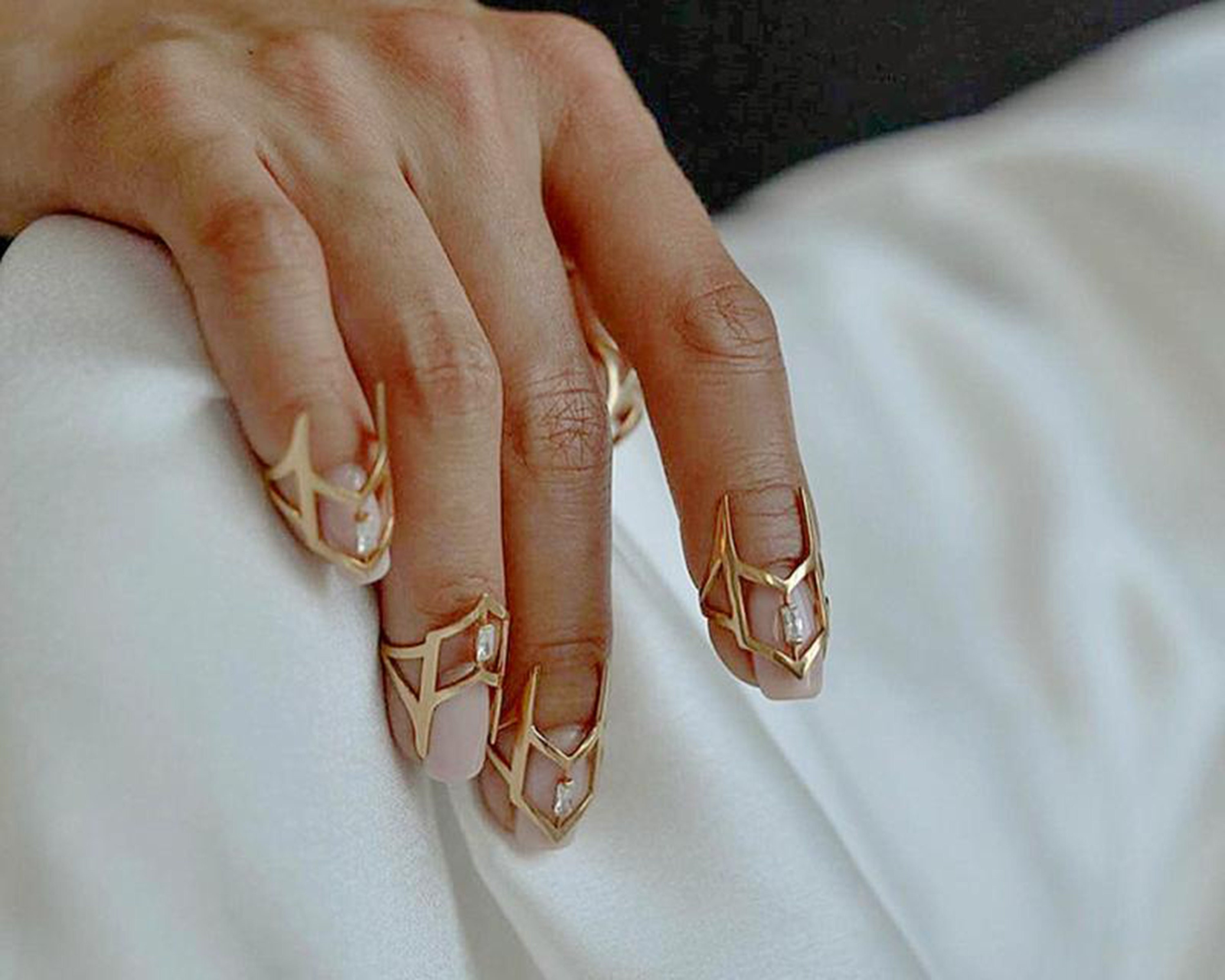 Ring Finger Nail Art