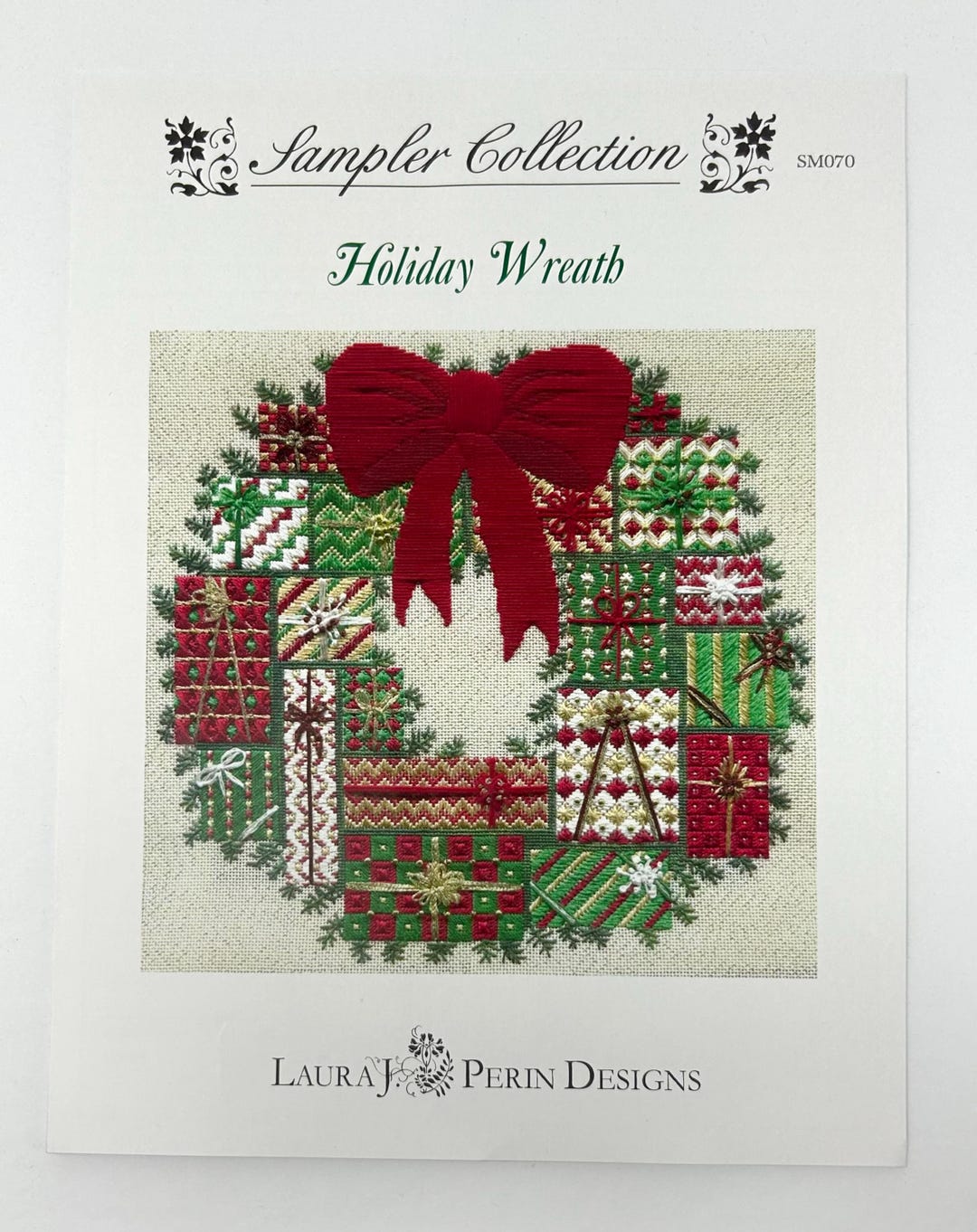 Holiday Wreath Hand Embroidery Pattern, Rare Laura Perin Designs, Gifts ...