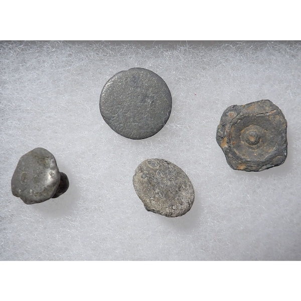 Colonial Buttons - Etsy