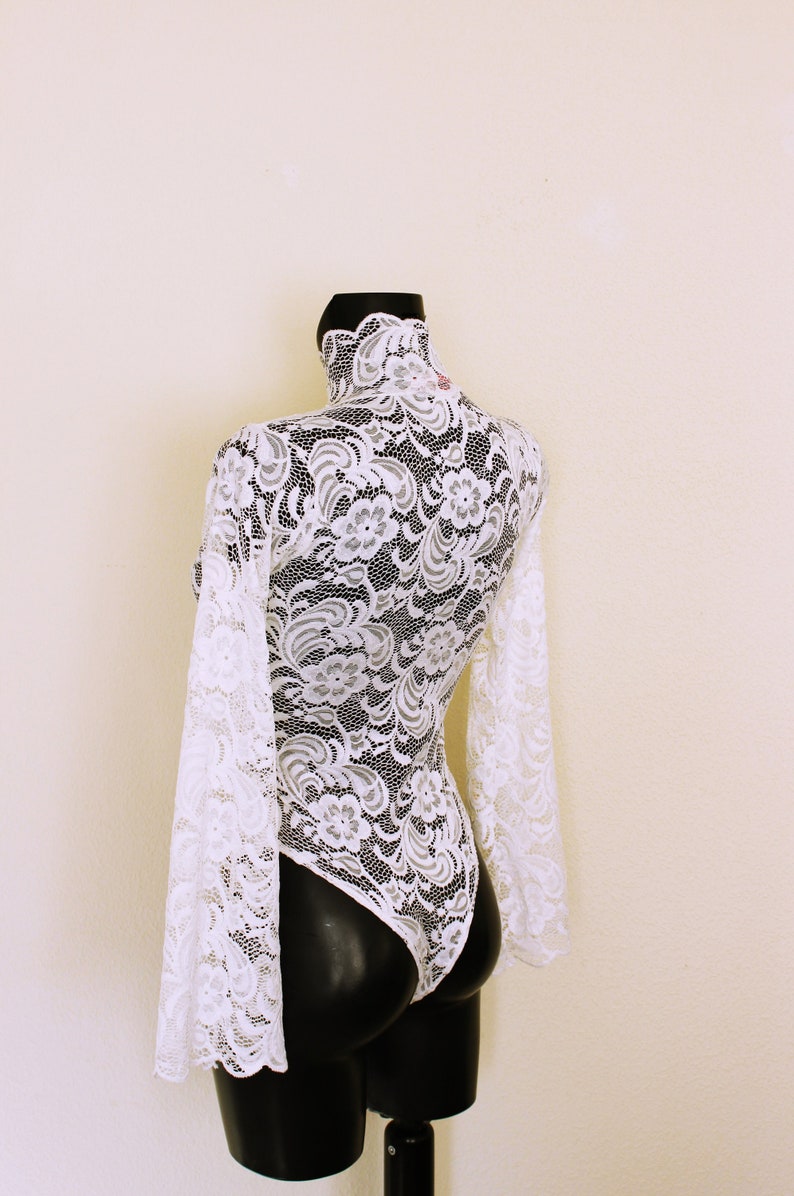 Women's White Corded Floral Scallop Edge Lace Bell Sleeve High Neck ...