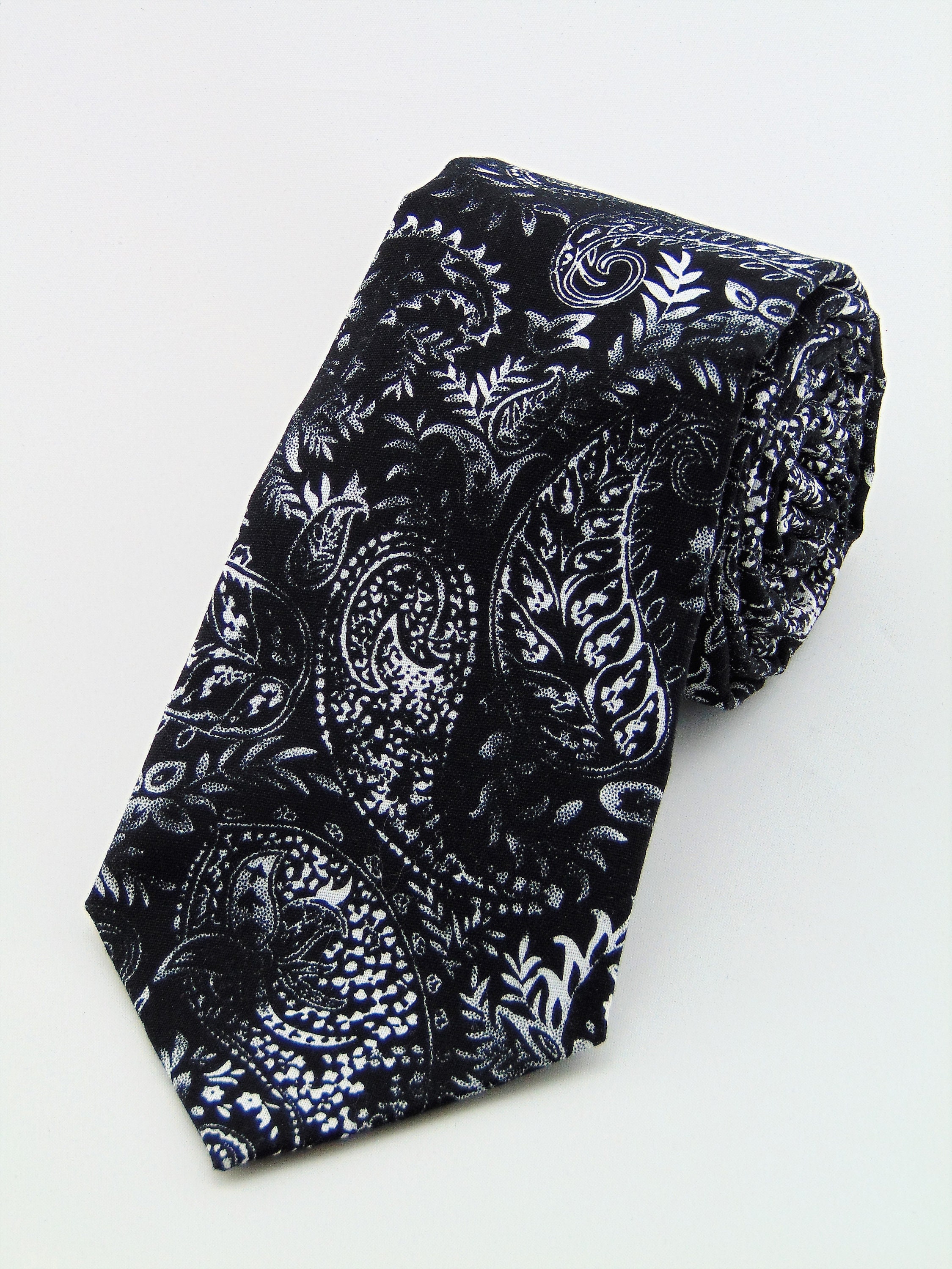 Black Paisley Tie – Stylish Mens tie for White and Black Wedding ...