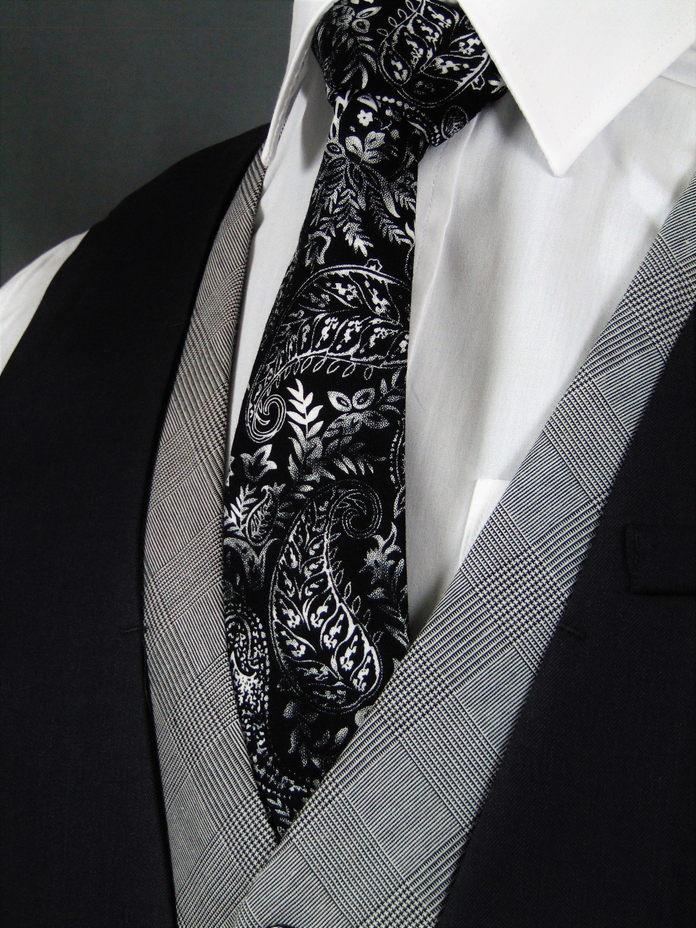 Black Paisley Tie Stylish Mens Tie for White and Black - Etsy
