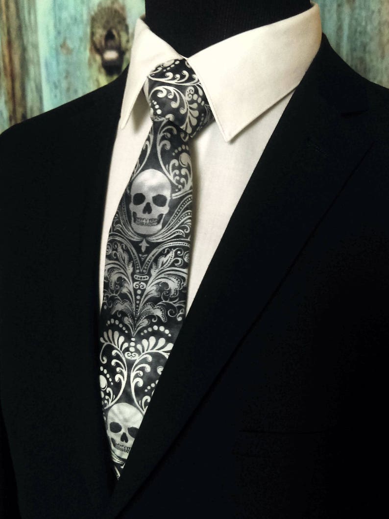 Skull Necktie Skull Tie Please read item description.. | Etsy