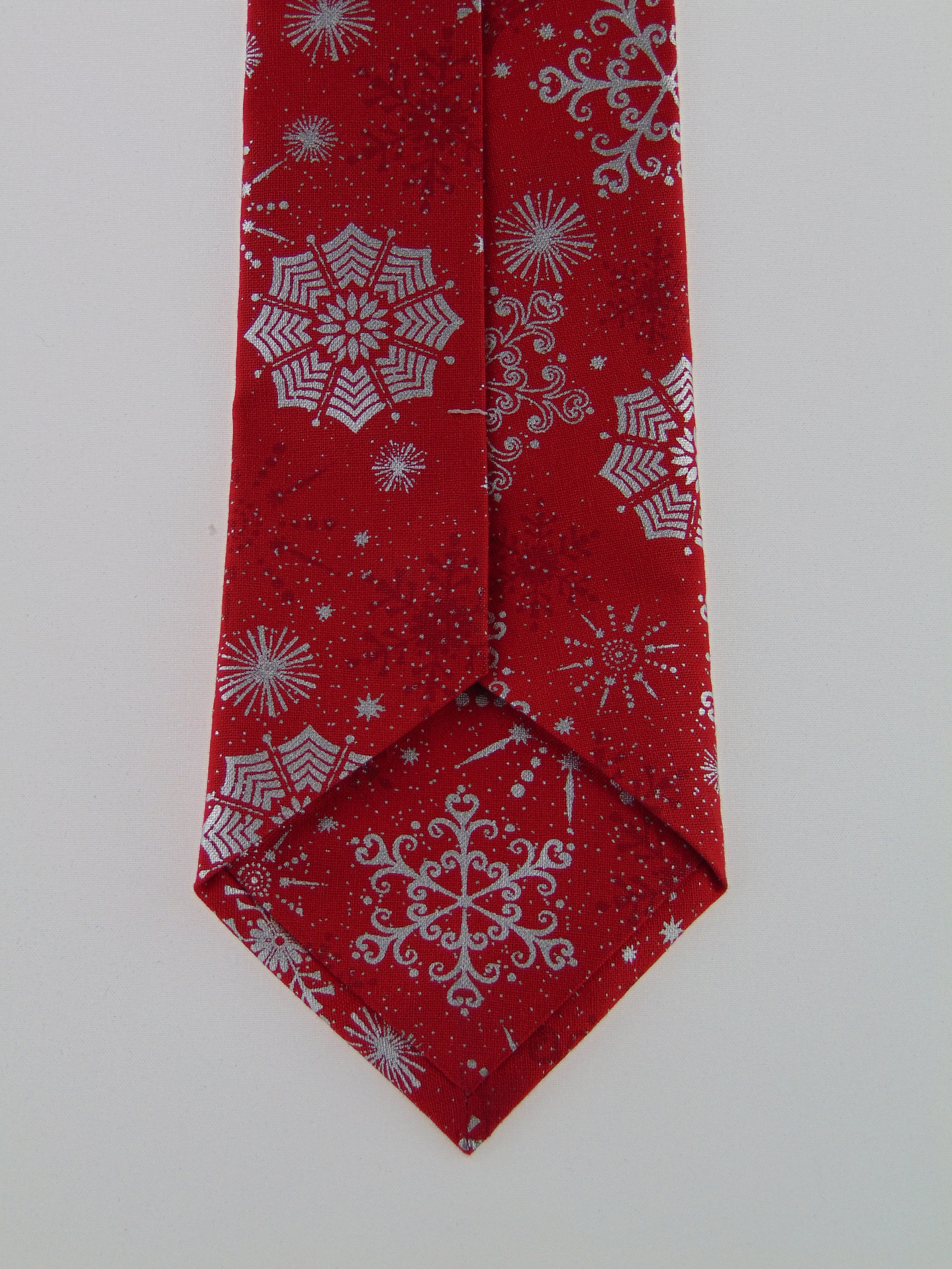Red Christmas Tie – Mens Red and Silver Snowflake Necktie, Also ...