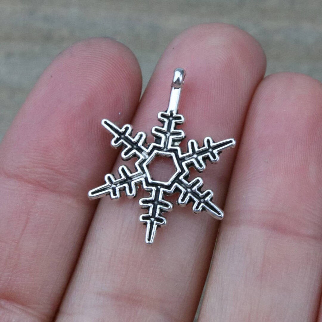 10 PIECES Snowflake Charm, Snow Charm, Winter Charm, Holiday Charm ...