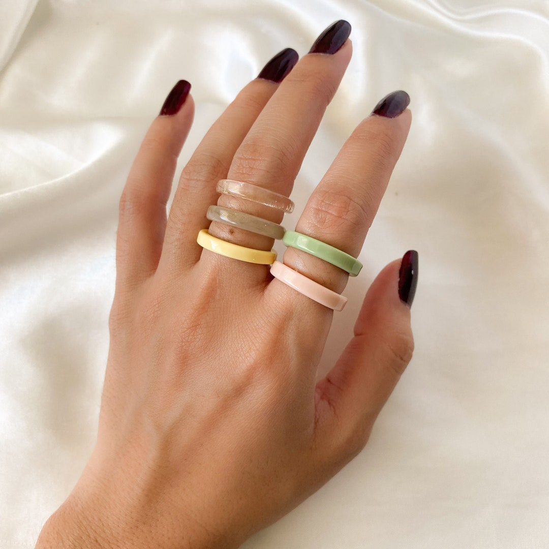 CLEARANCE Acrylic Resin 5 Rings Set Dainty Pastel Spring Colors Set - Etsy