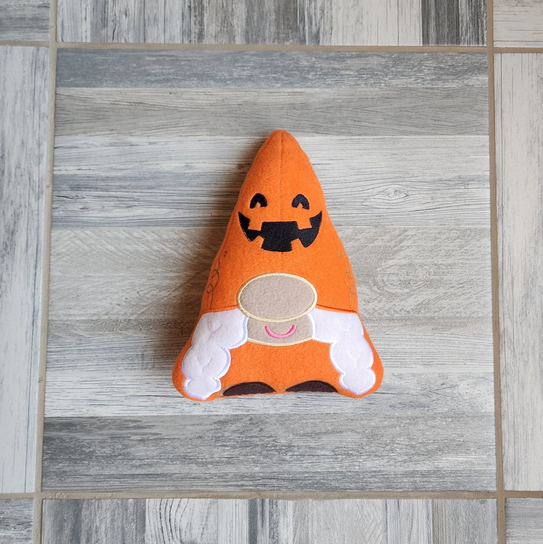 Pumpkin Halloween Gnomess Dwarf Stuffie ITH Embroidery Machine Pattern ...