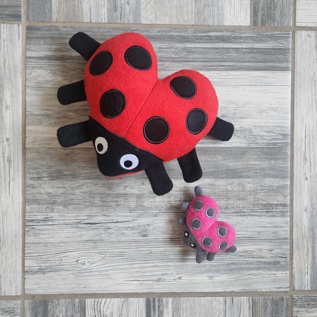 Valentine Heart Love Bug Ladybird Stuffie ITH Embroidery Machine ...