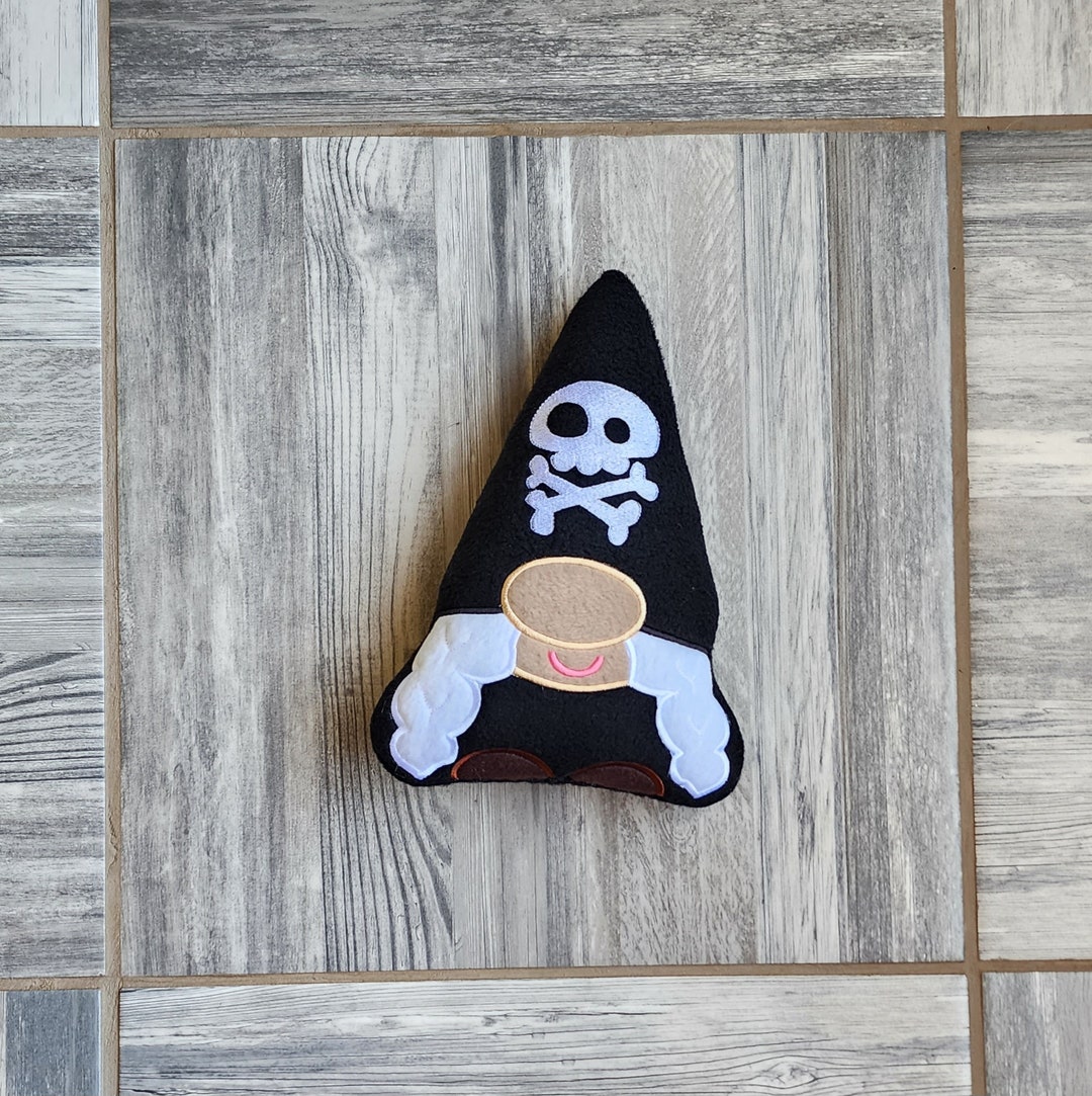 Pirate Gnomess Dwarf Stuffie ITH Embroidery Machine Pattern - Etsy