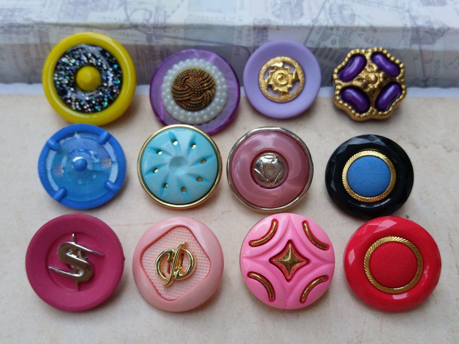 Mixed Colorful High Quality Combination buttonsRandom | Etsy