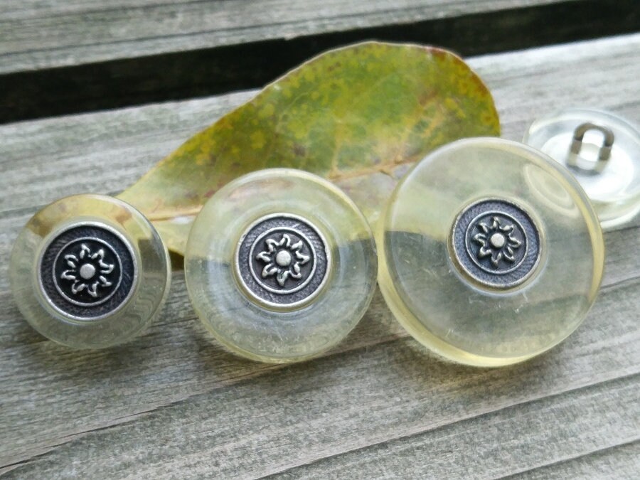 18mm28l/22mm35l/27mm43l Clear Light Yellow Metal Flower - Etsy