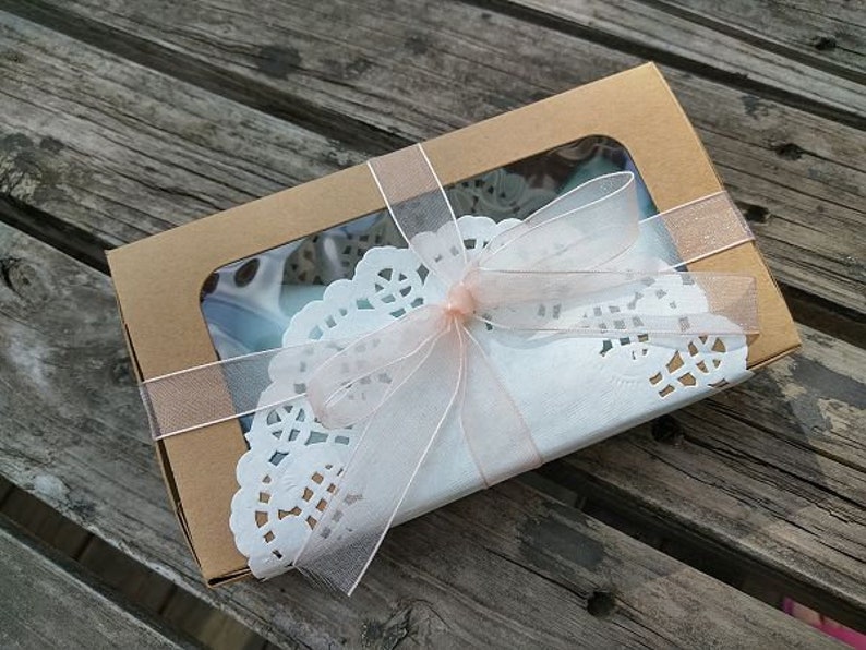 Whiteoff White Round Lace Paper Doilies Doyleys Vintage - Etsy